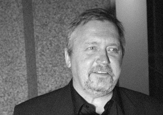 Умер режиссер «Особенностей национальной охоты» Александр Рогожкин ...